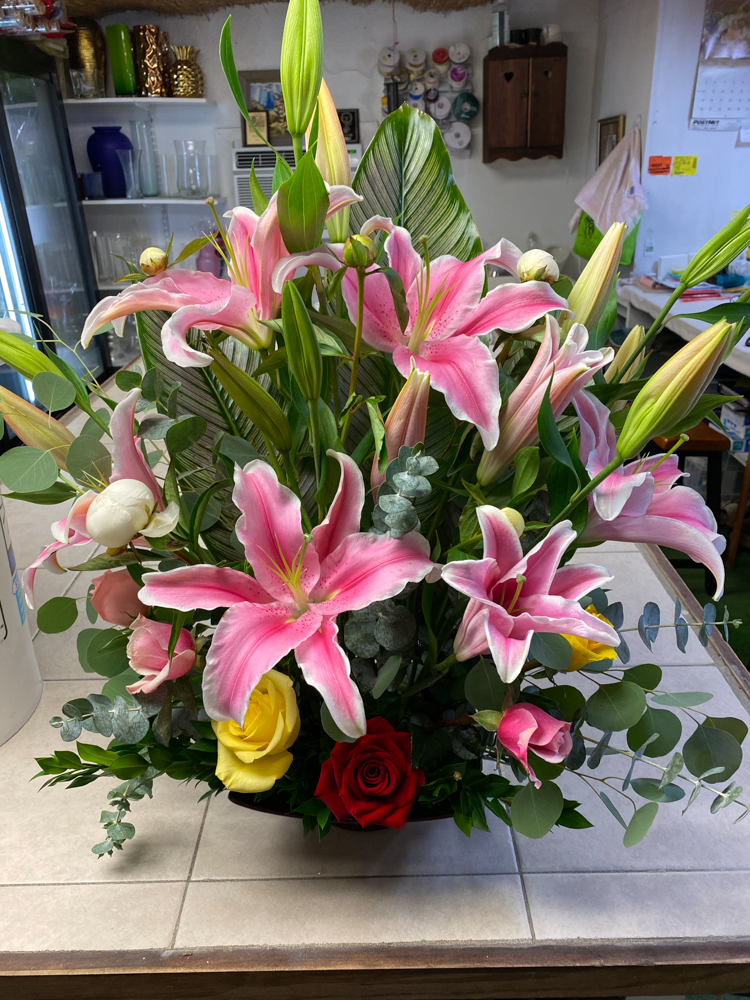 Easter | Passover Arrangements – Maria Club Roses